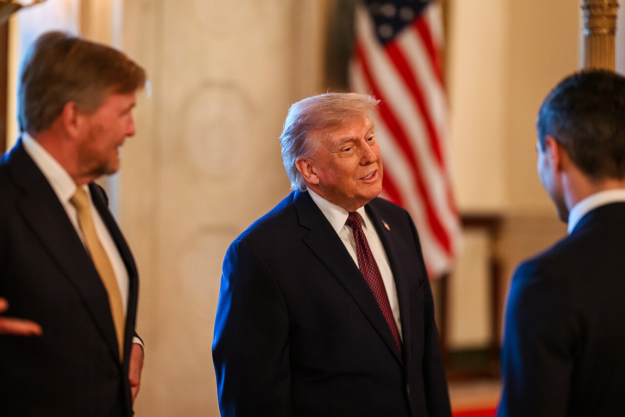 Trump Finally Earns Democrat Praise - Woke Polls